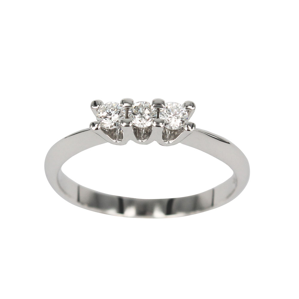 Anello Trilogy. Un'ampia gamma di anelli trilogy con diamanti in pronta ...